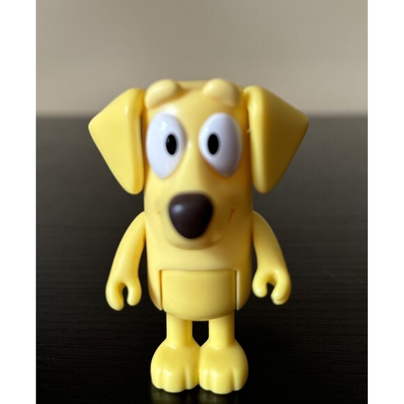 moose toys | Toys | Rare Bluey Friend Lucky 25 Yellow Lab Dog ...